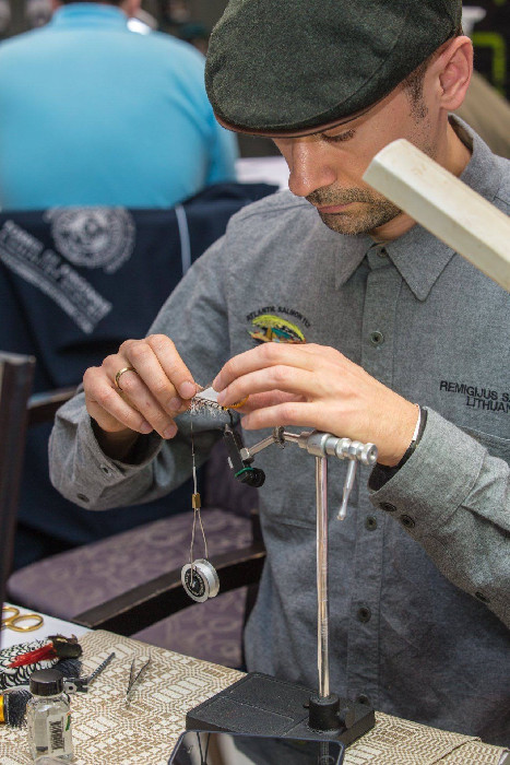 Apie mane :: Oldstyleflies